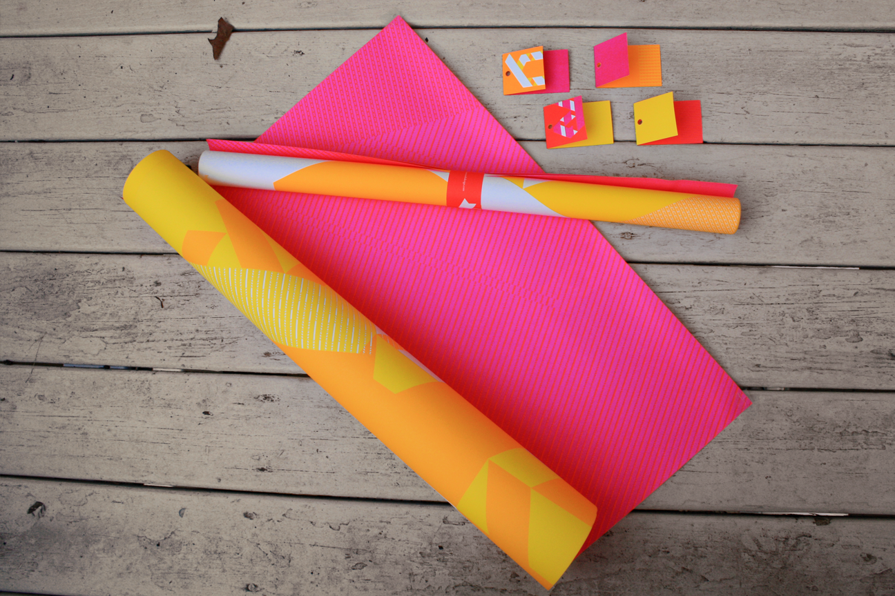 Wrapping Paper – Helloworld